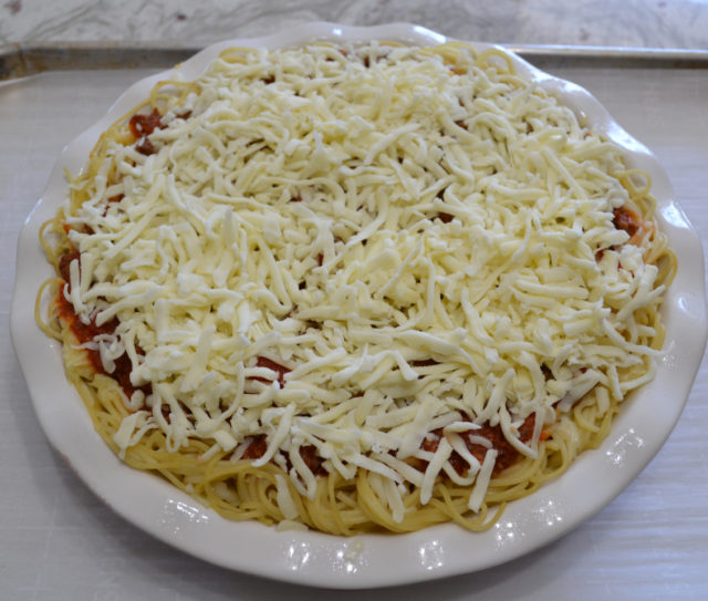 CHEESY SPAGHETTI PIE - GRANDMA HONEY'S HOUSE